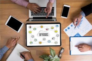 Top 10 Powerful Internet of Things (IoT) Examples of 2025 (Real-World Apps)